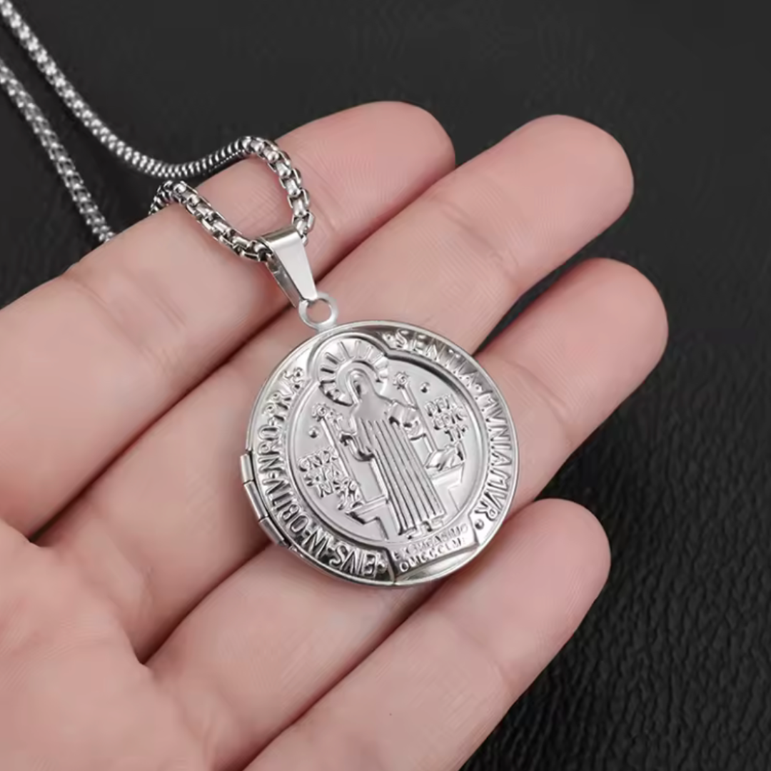SAINT BENEDICT LOCKET PENDANT NECKLACE (STAINLESS STEEL 2.5MM ROLO CHA ...